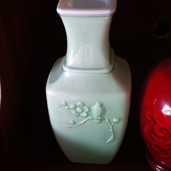 Avon | Other | Set Of 3 Beautiful Avon Collectable Vases Sku B3 | Poshmark